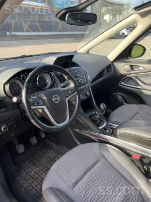 Brūns Opel Zafira 2012 Dobele, ar dzinēja tilpumu 2.00 L un nobraukumu 242 tūkst. km par 6000 €, foto 7 vietnē AUTOMOTO.COM.LV