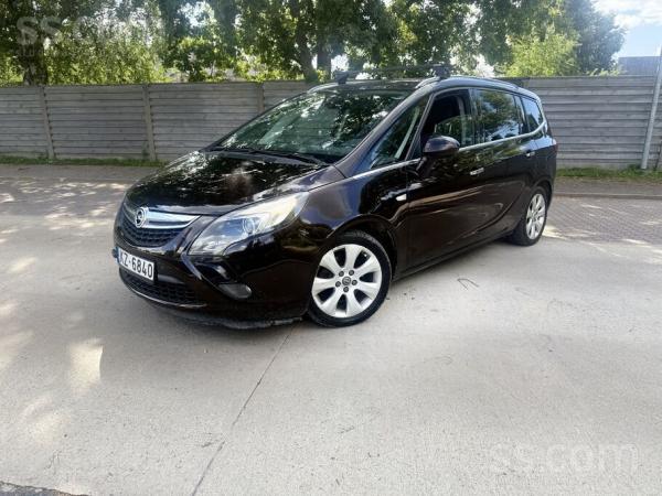 Brūns Opel Zafira 2012 Jelgava, ar dzinēja tilpumu 2.00 L un nobraukumu 0 tūkst. km par 4400 €, foto 1 vietnē AUTOMOTO.COM.LV