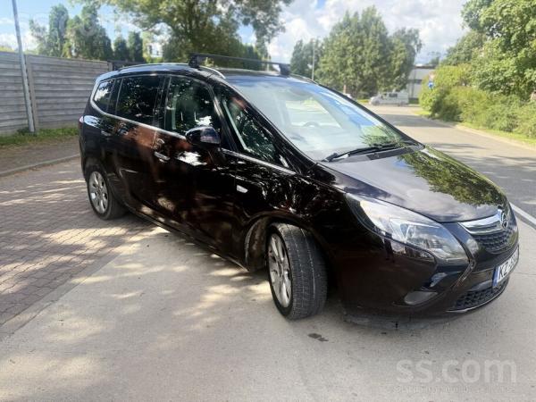 Brūns Opel Zafira 2012 Jelgava, ar dzinēja tilpumu 2.00 L un nobraukumu 0 tūkst. km par 4400 €, foto 2 vietnē AUTOMOTO.COM.LV