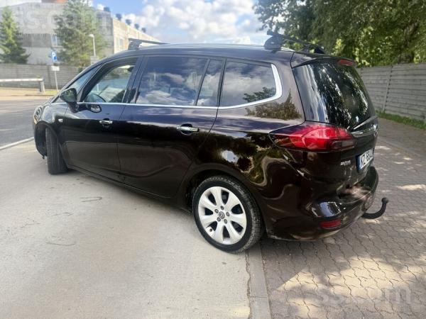 Brūns Opel Zafira 2012 Jelgava, ar dzinēja tilpumu 2.00 L un nobraukumu 0 tūkst. km par 4400 €, foto 5 vietnē AUTOMOTO.COM.LV