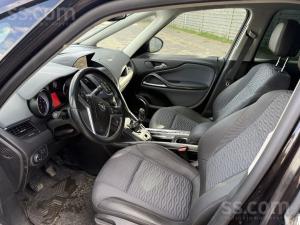 Brūns Opel Zafira 2012 Jelgava, ar dzinēja tilpumu 2.00 L un nobraukumu 0 tūkst. km par 4400 €, foto 16 vietnē AUTOMOTO.COM.LV