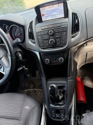 Brūns Opel Zafira 2012 Jelgava, ar dzinēja tilpumu 2.00 L un nobraukumu 0 tūkst. km par 4400 €, foto 23 vietnē AUTOMOTO.COM.LV