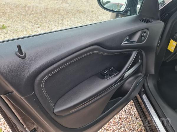 Brūns Opel Zafira 2012 Cēsis, ar dzinēja tilpumu 2.00 L un nobraukumu 335 tūkst. km par 5550 €, foto 8 vietnē AUTOMOTO.COM.LV
