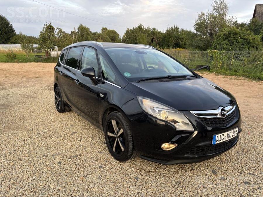 Brūns Opel Zafira 2012 Rēzekne, ar dzinēja tilpumu 2.00 L un nobraukumu 206 tūkst. km par 5650 €, foto 3 vietnē AUTOMOTO.COM.LV