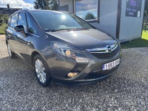 Brown Opel Zafira 2012 in Rezekne, with an engine capacity of 2.00 L and mileage of 255 thousand km for 5650 €, photo 4 on AUTOMOTO.COM.LV