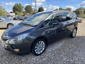 Brown Opel Zafira 2012 in Rezekne, with an engine capacity of 2.00 L and mileage of 255 thousand km for 5650 €, photo 5 on AUTOMOTO.COM.LV