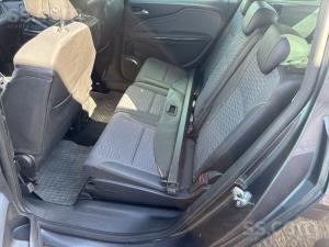 Brown Opel Zafira 2012 in Rezekne, with an engine capacity of 2.00 L and mileage of 255 thousand km for 5650 €, photo 27 on AUTOMOTO.COM.LV