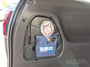 Brown Opel Zafira 2012 in Cesis, with an engine capacity of 2.00 L and mileage of 290 thousand km for 5500 €, photo 20 on AUTOMOTO.COM.LV