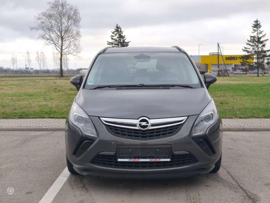Brūns Opel Zafira 2013 Marijampole, ar dzinēja tilpumu 2.00 L un nobraukumu 265 tūkst. km par 5250 €, foto 3 vietnē AUTOMOTO.COM.LV