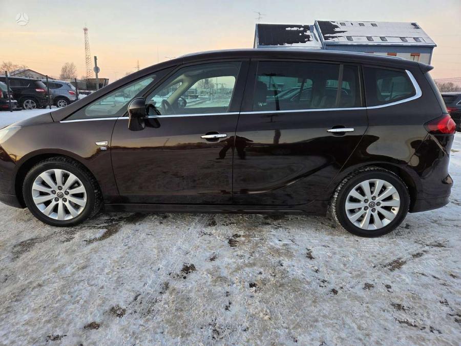 Brūns Opel Zafira 2013 Marijampole, ar dzinēja tilpumu 1.96 L un nobraukumu 216 tūkst. km par 6450 €, foto 7 vietnē AUTOMOTO.COM.LV