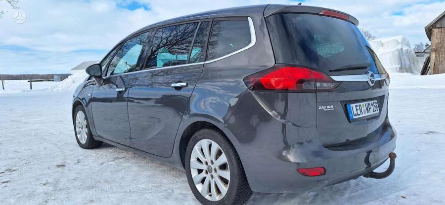 Brūns Opel Zafira 2013 Biržai, ar dzinēja tilpumu 1.60 L un nobraukumu 285 tūkst. km par 4600 €, foto 7 vietnē AUTOMOTO.COM.LV