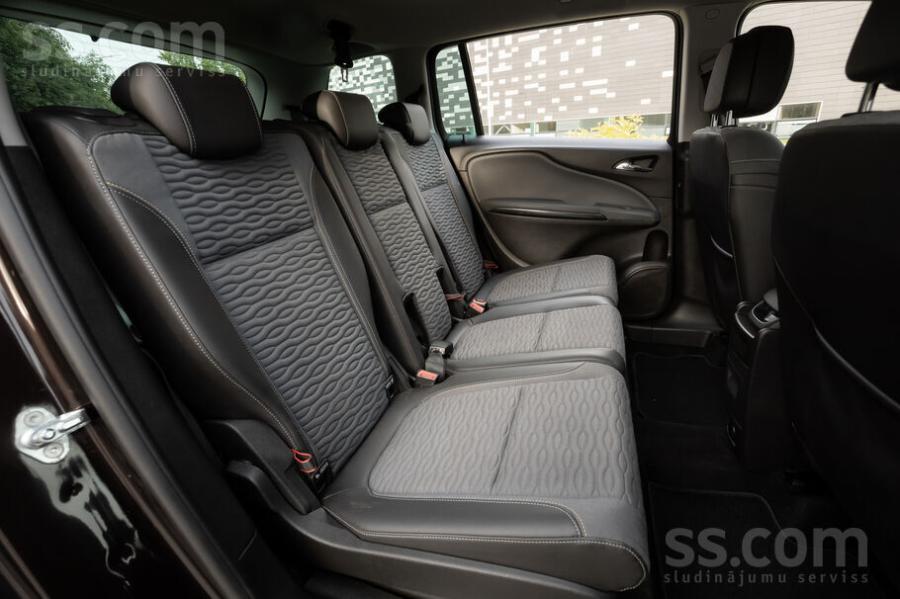 Brown Opel Zafira 2013 in Jelgava, with an engine capacity of 1.60 L and mileage of 0 thousand km for 6990 €, photo 23 on AUTOMOTO.COM.LV