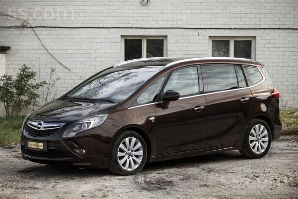 Brūns Opel Zafira 2013 Tukums, ar dzinēja tilpumu 2.00 L un nobraukumu 0 tūkst. km par 6999 €, foto 3 vietnē AUTOMOTO.COM.LV