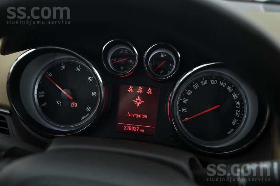 Brūns Opel Zafira 2013 Tukums, ar dzinēja tilpumu 2.00 L un nobraukumu 0 tūkst. km par 6999 €, foto 12 vietnē AUTOMOTO.COM.LV