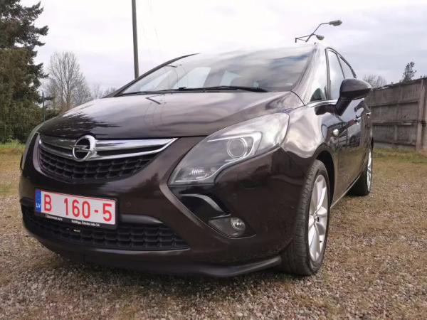 Brown Opel Zafira 2013 in Kuldiga, with an engine capacity of 2.00 L and mileage of 234 thousand km for 7490 €, photo 7 on AUTOMOTO.COM.LV