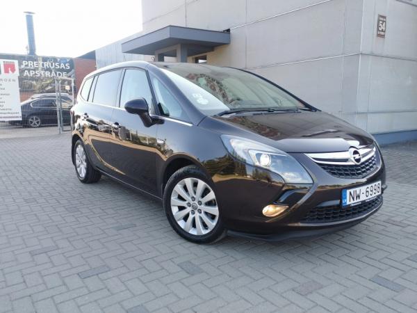 Brown Opel Zafira 2013 in Riga, with an engine capacity of 2.00 L and mileage of 242 thousand km for 6850 €, photo 3 on AUTOMOTO.COM.LV