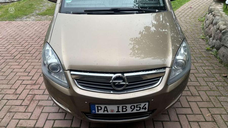 Brūns Opel Zafira 2013 Viļņa, ar dzinēja tilpumu 1.91 L un nobraukumu 300 tūkst. km par 2950 €, foto 3 vietnē AUTOMOTO.COM.LV