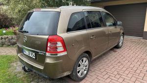 Brūns Opel Zafira 2013 Viļņa, ar dzinēja tilpumu 1.91 L un nobraukumu 300 tūkst. km par 2950 €, foto 4 vietnē AUTOMOTO.COM.LV