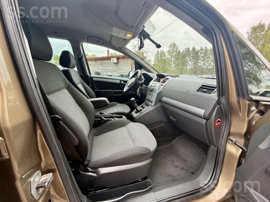 Brūns Opel Zafira 2014 Rīga, ar dzinēja tilpumu 1.70 L un nobraukumu 0 tūkst. km par 3750 €, foto 8 vietnē AUTOMOTO.COM.LV