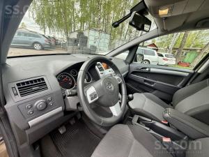 Brown Opel Zafira 2014 in Riga, with an engine capacity of 1.70 L and mileage of 0 thousand km for 3750 €, photo 13 on AUTOMOTO.COM.LV