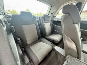 Brown Opel Zafira 2014 in Riga, with an engine capacity of 1.70 L and mileage of 0 thousand km for 3750 €, photo 20 on AUTOMOTO.COM.LV
