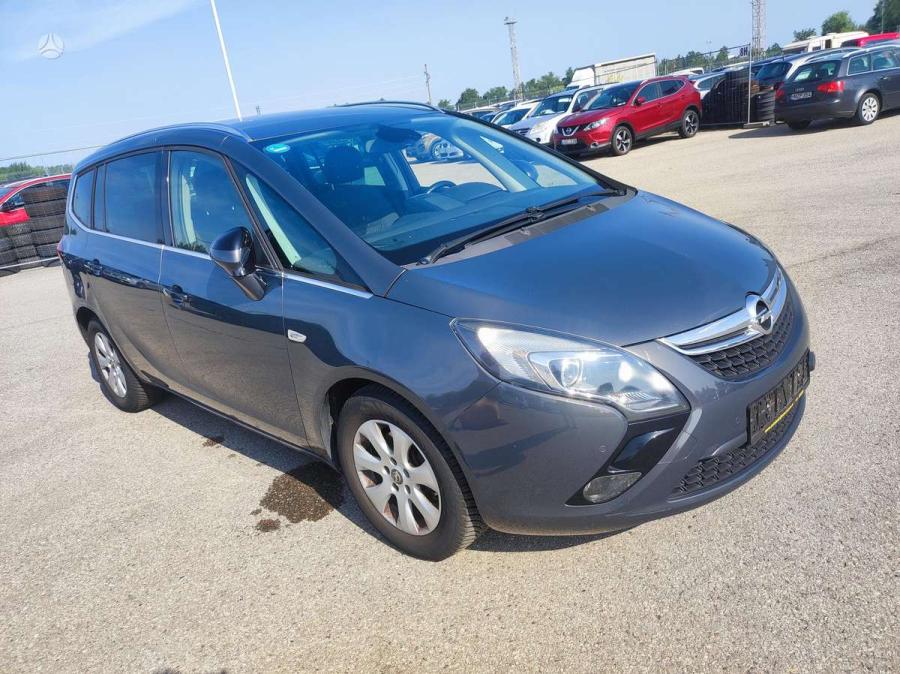 Brūns Opel Zafira 2014 Marijampole, ar dzinēja tilpumu 1.40 L un nobraukumu 257 tūkst. km par 4650 €, foto 5 vietnē AUTOMOTO.COM.LV