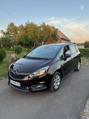 Brown Opel Zafira 2017 in Plunge, with an engine capacity of 1.60 L and mileage of 181 thousand km for 6900 €, photo  on AUTOMOTO.COM.LV