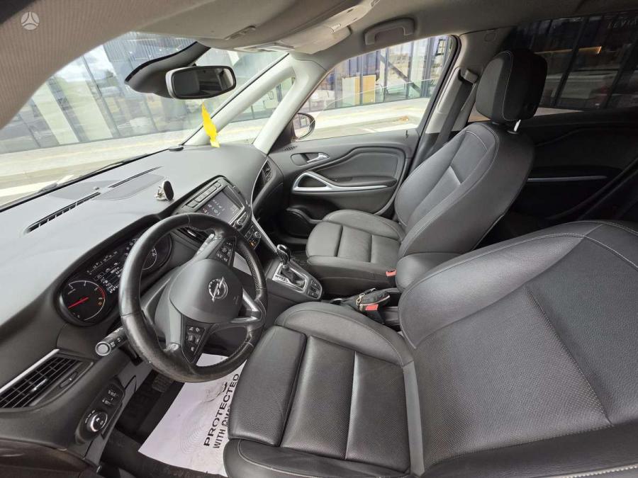 Brown Opel Zafira 2019 in Kaunas, with an engine capacity of 1.96 L and mileage of 277 thousand km for 6650 €, photo 5 on AUTOMOTO.COM.LV