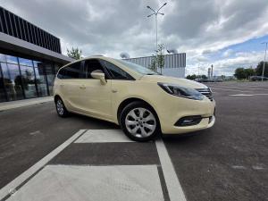 Brown Opel Zafira 2019 in Kaunas, with an engine capacity of 1.96 L and mileage of 277 thousand km for 6650 €, photo 33 on AUTOMOTO.COM.LV