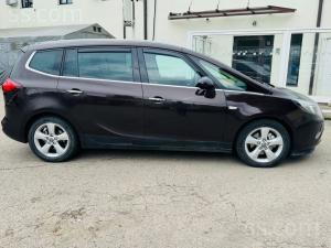 Brown Opel Zafira 2012 in Riga, with an engine capacity of 1.90 L and mileage of 0 thousand km for 3950 €, photo 5 on AUTOMOTO.COM.LV