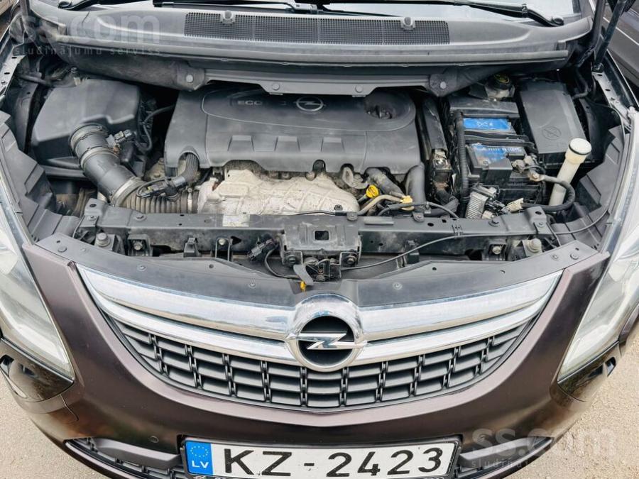 Brown Opel Zafira 2012 in Riga, with an engine capacity of 1.90 L and mileage of 0 thousand km for 3950 €, photo 10 on AUTOMOTO.COM.LV