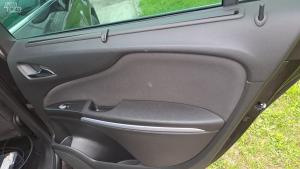 Brown Opel Zafira 2015 in Vilnius, with an engine capacity of 2.00 L and mileage of 237 thousand km for 5500 €, photo 24 on AUTOMOTO.COM.LV