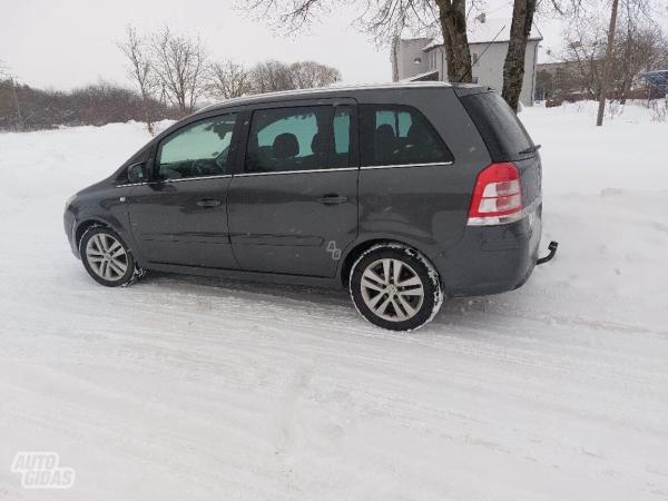 Opel Zafira 2010 in Kretinga, with an engine capacity of 1.70 L and mileage of 274 thousand km for 2550 €, photo 1 on AUTOMOTO.COM.LV