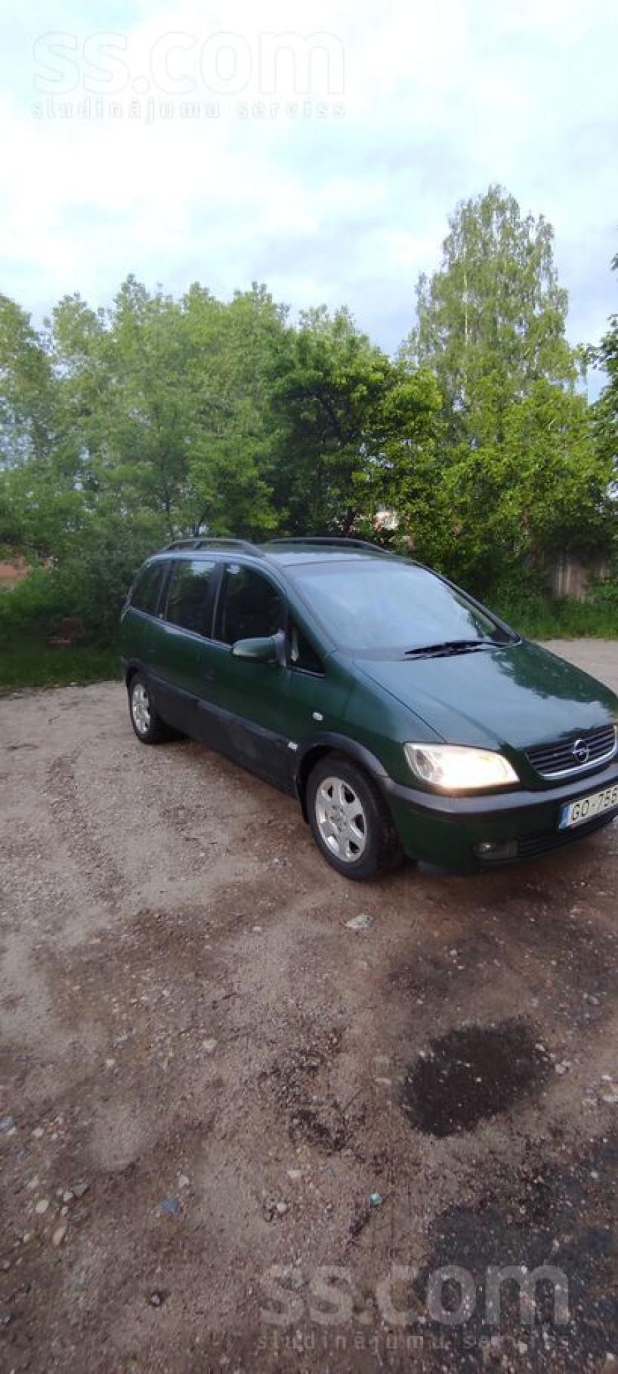 Green Opel Zafira 1999 in Daugavpils, with an engine capacity of 1.60 L and mileage of 340 thousand km for 800 €, photo 2 on AUTOMOTO.COM.LV