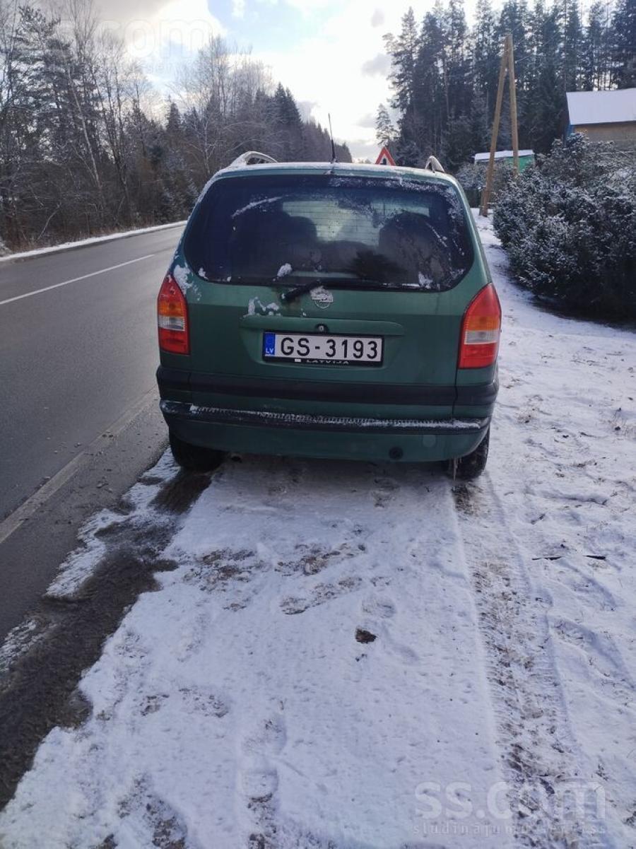 Zaļš Opel Zafira 1999 Rīga, ar dzinēja tilpumu 1.60 L un nobraukumu 364 tūkst. km par 1300 €, foto 1 vietnē AUTOMOTO.COM.LV