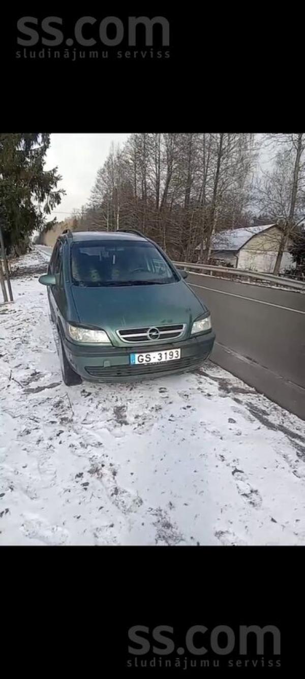 Zaļš Opel Zafira 1999 Rīga, ar dzinēja tilpumu 1.60 L un nobraukumu 364 tūkst. km par 1300 €, foto 2 vietnē AUTOMOTO.COM.LV