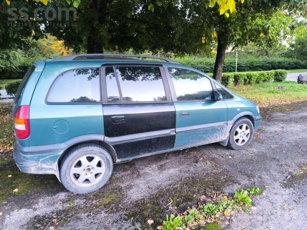 Опель Зафира 1999 в Елгава на AUTOMOTO.COM.LV Зеленый Опель Зафира 1999 в Елгава, объемом двигателя 2.00 л и пробегом 322 тыс. км за 600 €, фото 4 на AUTOMOTO.COM.LV