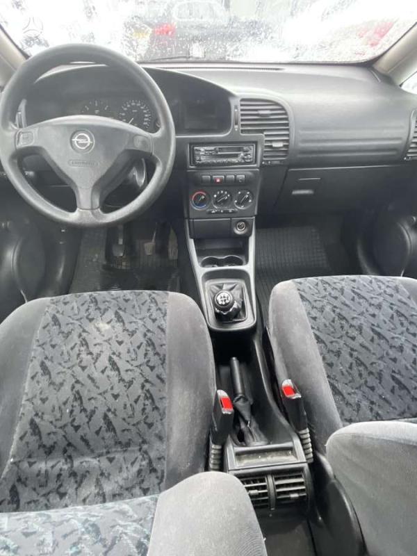 Green Opel Zafira 2000 in Kaunas, with an engine capacity of 2.00 L and mileage of 441 thousand km for 1250 €, photo 11 on AUTOMOTO.COM.LV