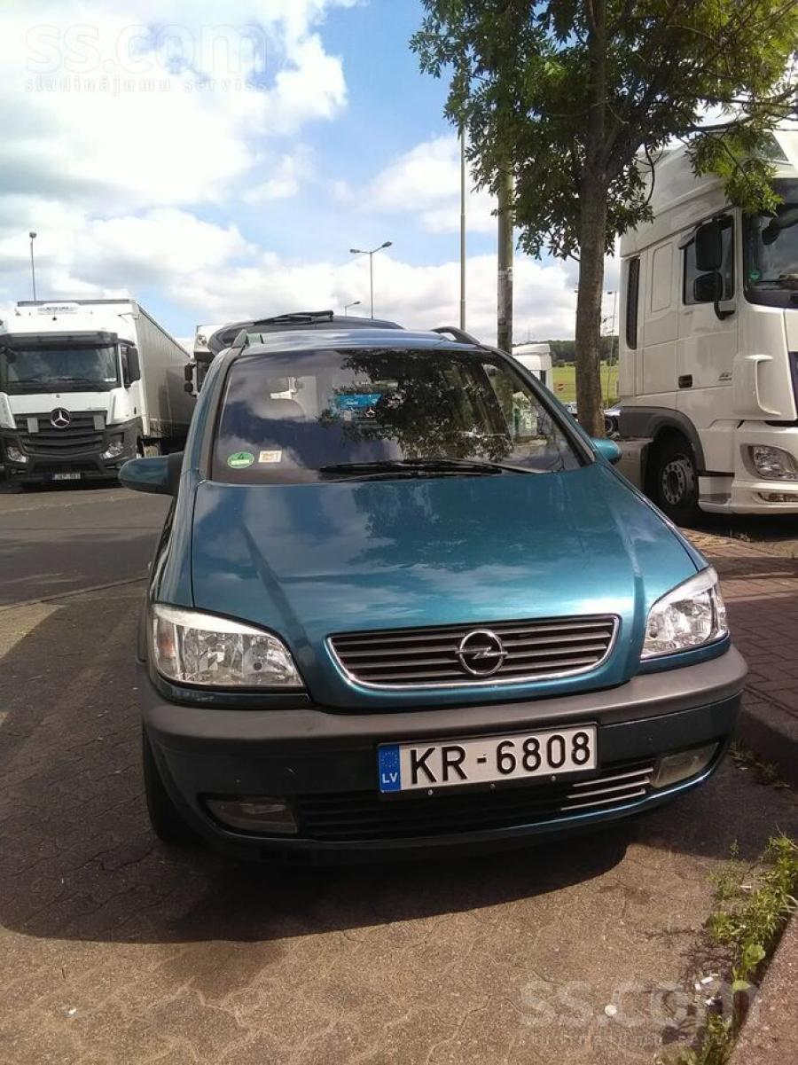 Zaļš Opel Zafira 2001 Liepāja, ar dzinēja tilpumu 1.80 L un nobraukumu 278 tūkst. km par 1000 €, foto 1 vietnē AUTOMOTO.COM.LV