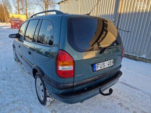 Green Opel Zafira 2002 in Gargzdai, with an engine capacity of 2.00 L and mileage of 357 thousand km for 650 €, photo 3 on AUTOMOTO.COM.LV