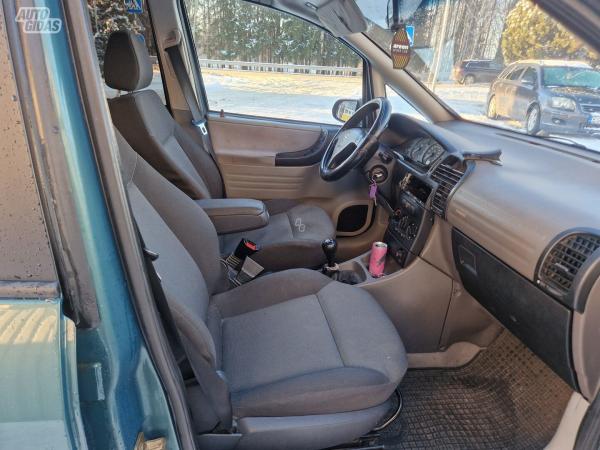 Zaļš Opel Zafira 2002 Gargždai, ar dzinēja tilpumu 2.00 L un nobraukumu 357 tūkst. km par 650 €, foto 10 vietnē AUTOMOTO.COM.LV