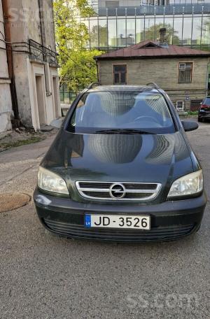 Green Opel Zafira 2003 in Riga, with an engine capacity of 1.60 L and mileage of 325 thousand km for 700 €, photo  on AUTOMOTO.COM.LV