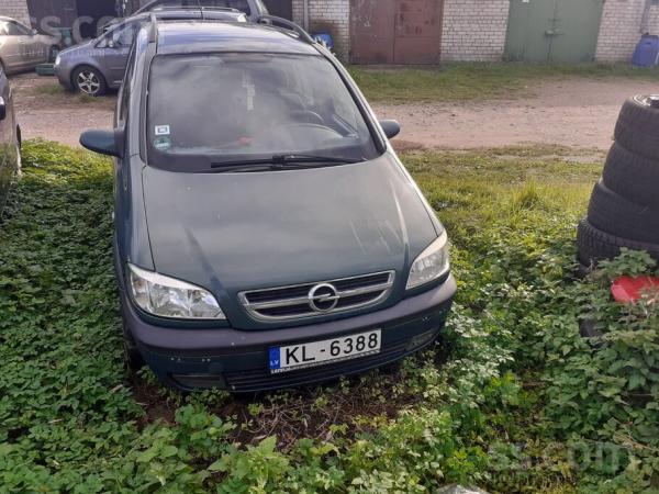 Green Opel Zafira 2003 in Riga, with an engine capacity of 2.20 L and mileage of 325 thousand km for 290 €, photo 2 on AUTOMOTO.COM.LV