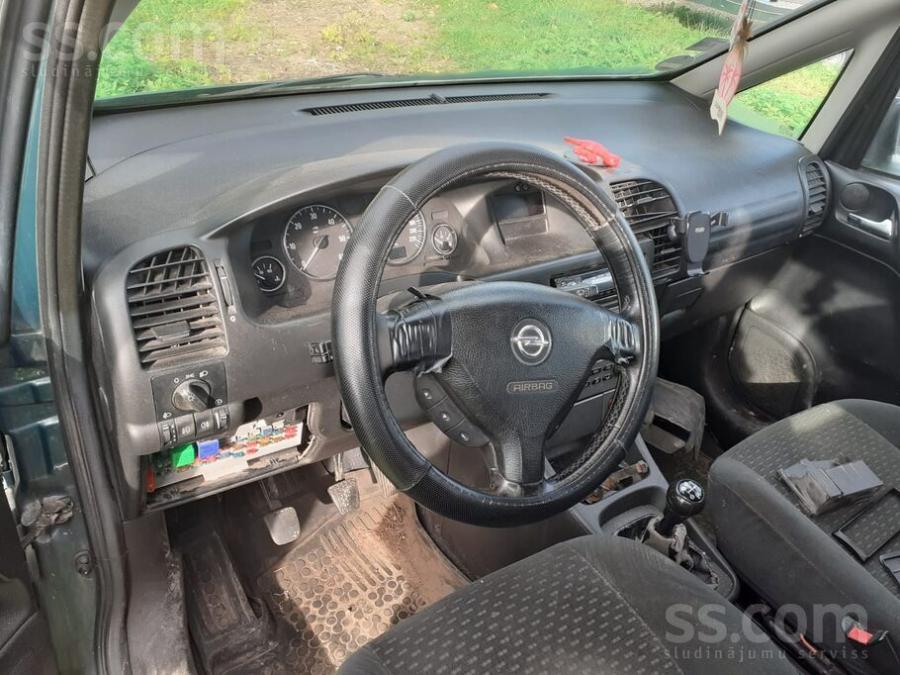 Green Opel Zafira 2003 in Riga, with an engine capacity of 2.20 L and mileage of 325 thousand km for 290 €, photo 7 on AUTOMOTO.COM.LV