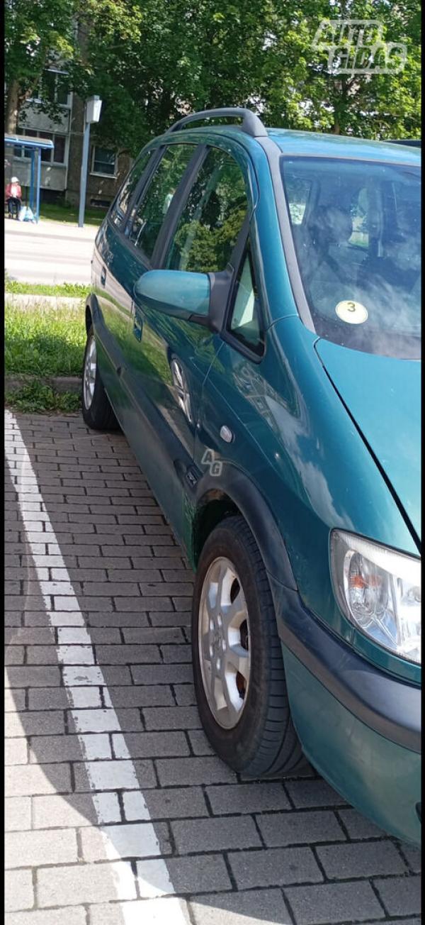 Green Opel Zafira 2003 in Marijampole, with an engine capacity of 2.20 L and mileage of 338 thousand km for 750 €, photo 9 on AUTOMOTO.COM.LV