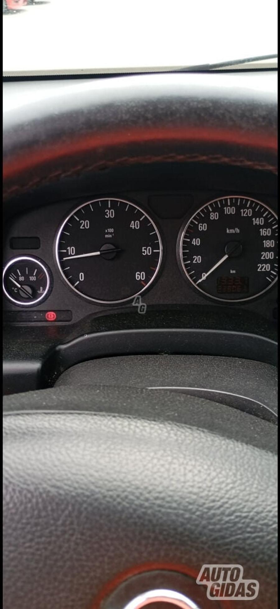 Zaļš Opel Zafira 2003 Marijampole, ar dzinēja tilpumu 2.20 L un nobraukumu 338 tūkst. km par 650 €, foto 3 vietnē AUTOMOTO.COM.LV