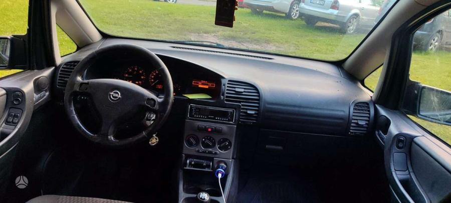 Zaļš Opel Zafira 2004 Viļņa, ar dzinēja tilpumu 2.00 L un nobraukumu 500 tūkst. km par 680 €, foto 9 vietnē AUTOMOTO.COM.LV