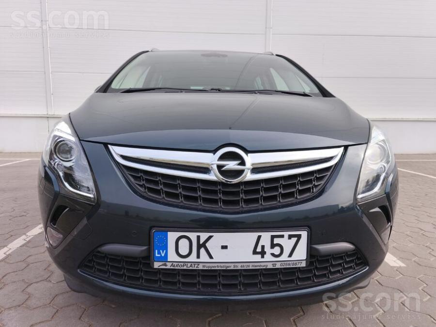 Green Opel Zafira 2014 in Riga, with an engine capacity of 1.60 L and mileage of 0 thousand km for 5900 €, photo 4 on AUTOMOTO.COM.LV