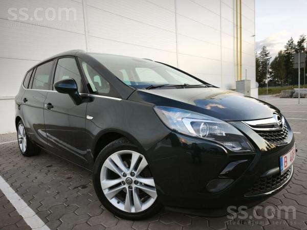 Green Opel Zafira 2014 in Riga, with an engine capacity of 1.60 L and mileage of 0 thousand km for 5900 €, photo 4 on AUTOMOTO.COM.LV