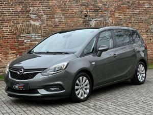 Green Opel Zafira 2017 in Kedainiai, with an engine capacity of 1.96 L and mileage of 228 thousand km for 8150 €, photo  on AUTOMOTO.COM.LV